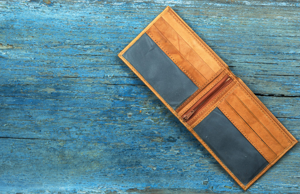 11 Best Slim (Minimalist) Wallets for Men [2020] ⋆ Trouserdog